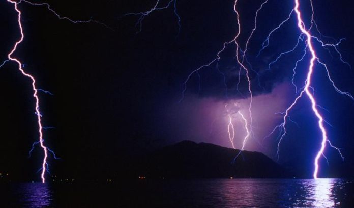 Orages en mer : comment ça marche ? - ASPRO Surprise France